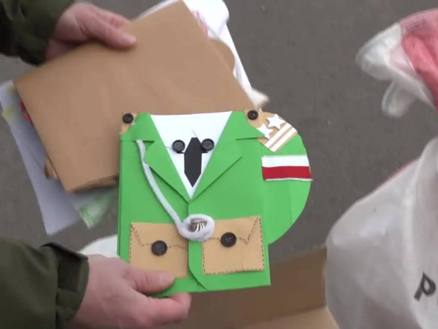 Murem za polskim mundurem